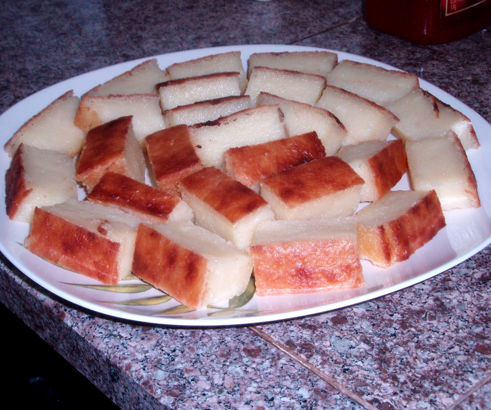Sally's Kitchen - The Busiest Mom with 3 Boys !!!: KUIH BINGKA UBI