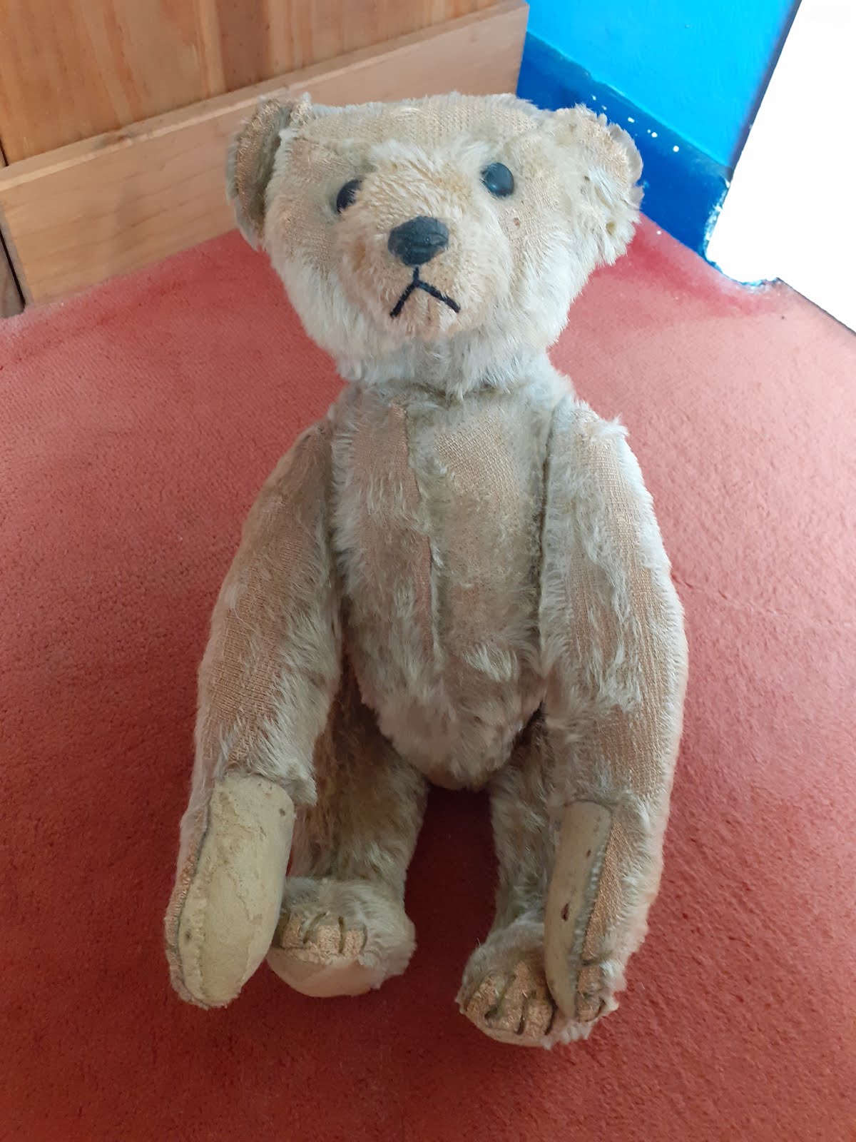 MY STEIFF LIFE: Do Steiff's Rod Jointed Bears Test Your Metal?