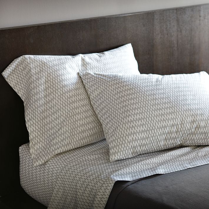 THE CABIN HOUSE: sheets?