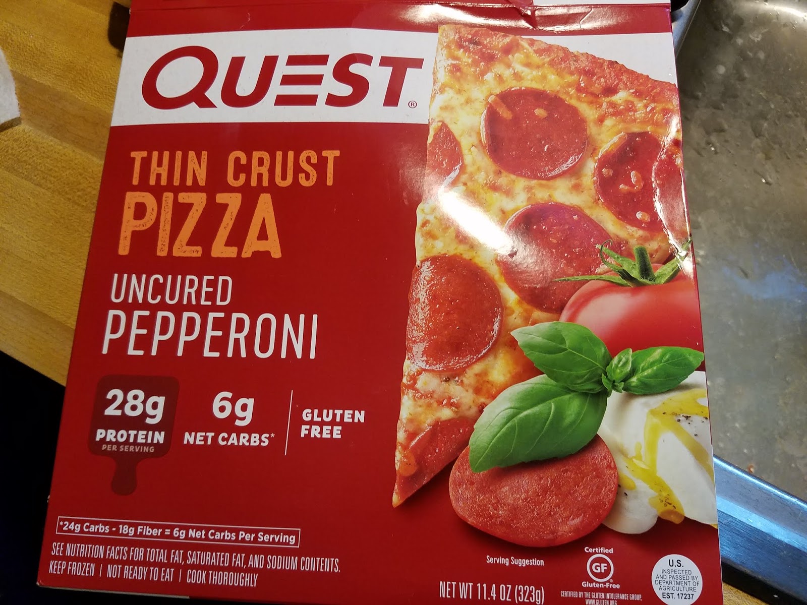 Quest 6 Carb Pizza ~ Preesi ... Food Whore