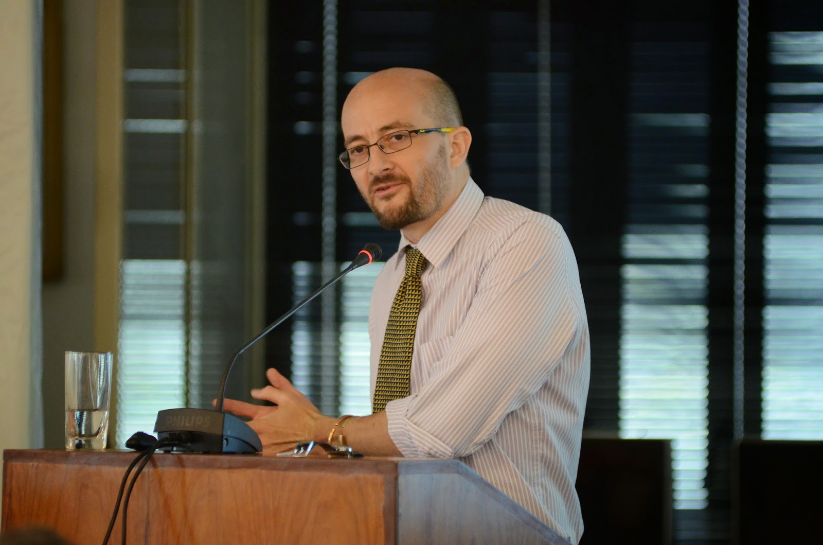 Lahore School of Economics: March 2014