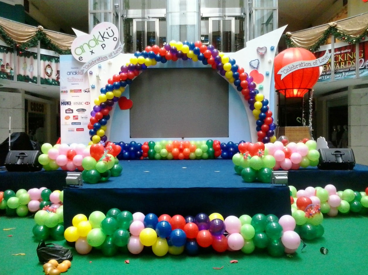 √ 38 Dekorasi Panggung Acara Paling Kreatif dan Modern Kekinian Terbaru ...