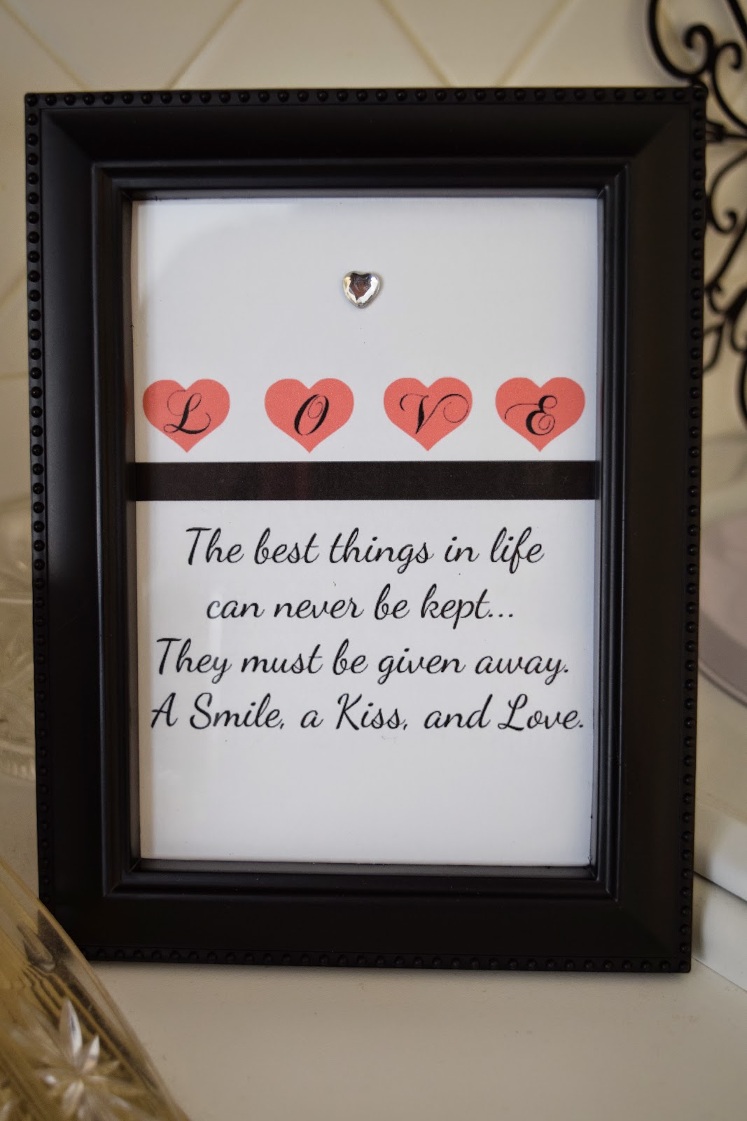 Tips, Treats & Treasures: It's time to share some LOVE!