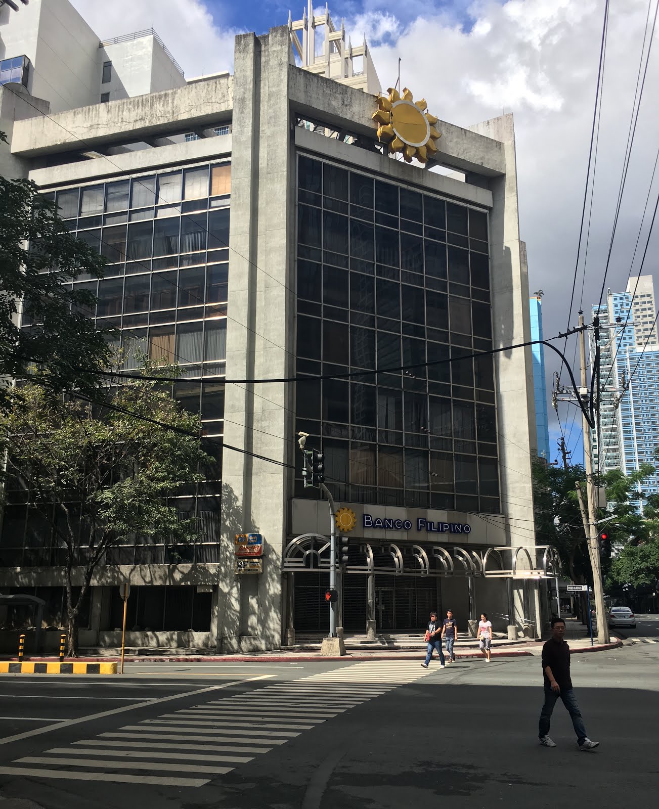 My Pinoy Urban Day: Derelict buildings in Metro Manila and why they are ...