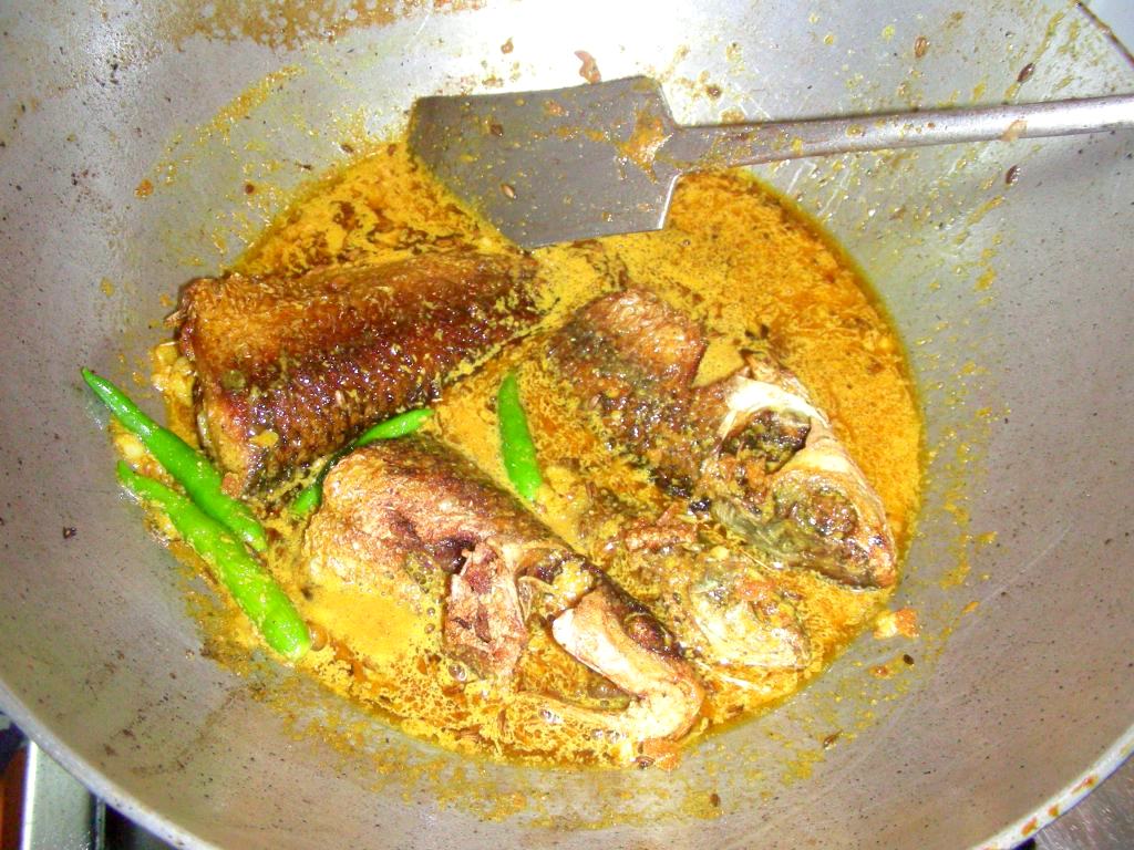 COOKING AND RECIPES: FRIED BATA FISH IN MODIFIED BESARA SPICING
