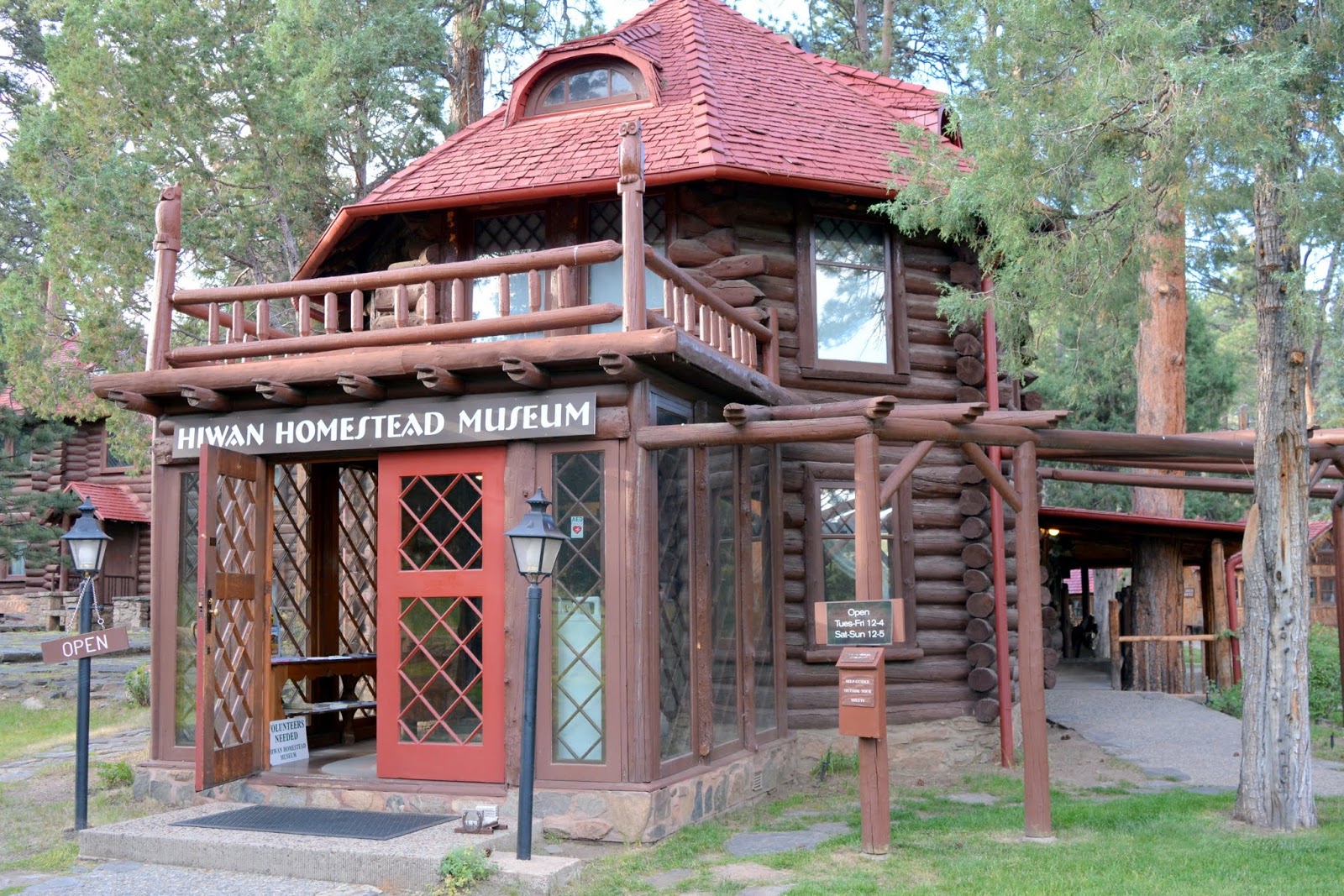 Mille Fiori Favoriti: The Hiwan Homestead Museum