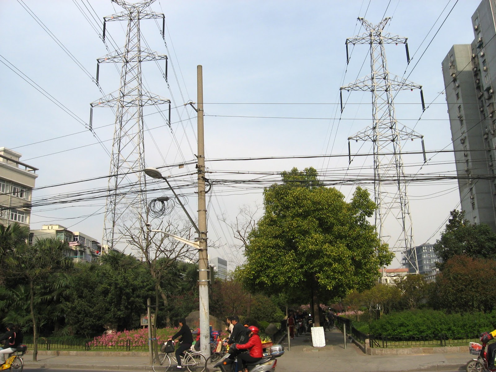 Jax Stumpes: CY Tung Maritime Museum, Flower Markets (4/1,3,6/2012)