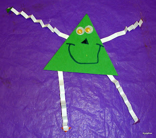 Tippytoe Crafts: Shape Buddies