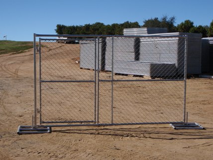 Wire mesh fence factory: TEMPORARY PANEL, 6FT X 12FT WITH GATE