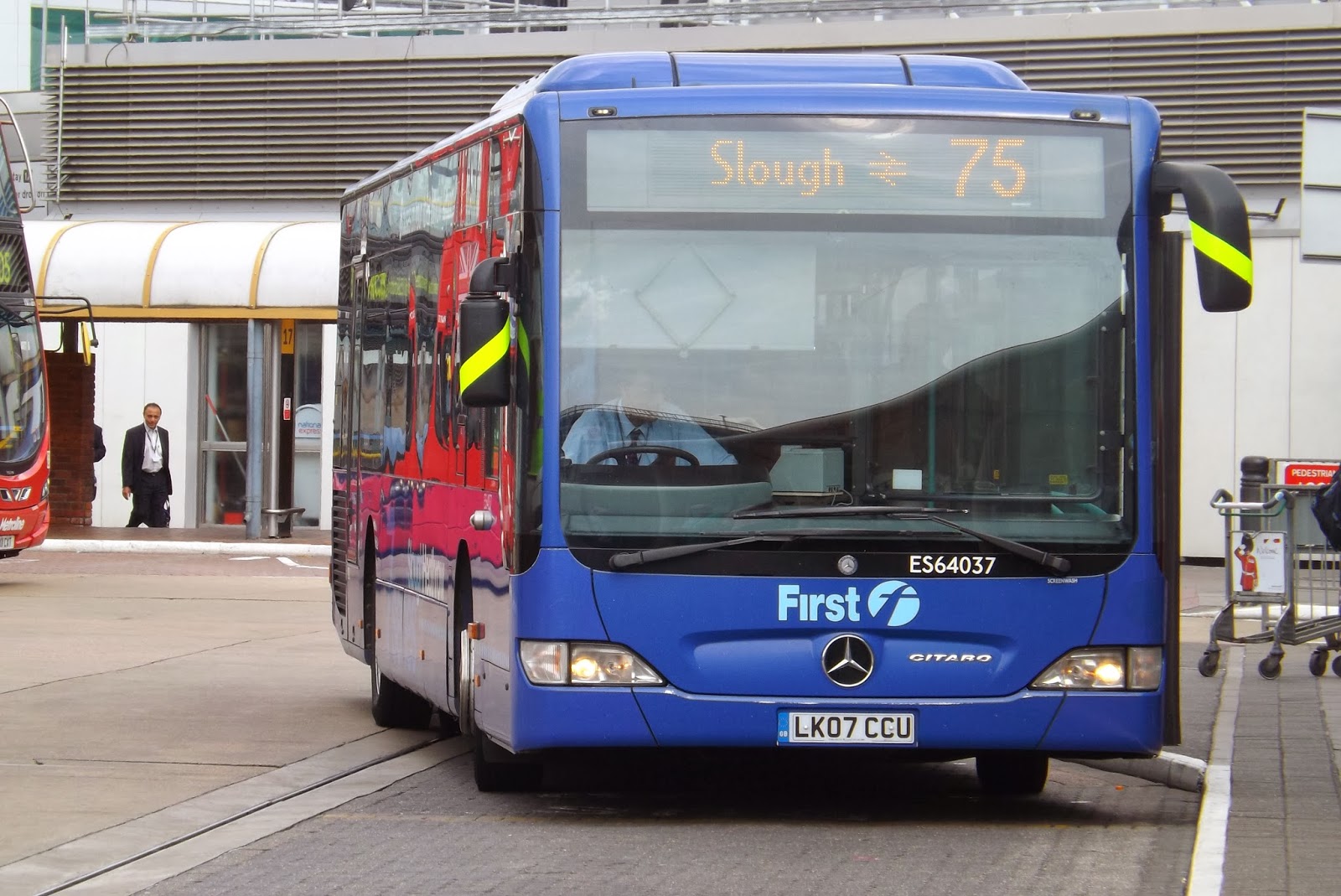 London Bus Scene: Heathrow 7series