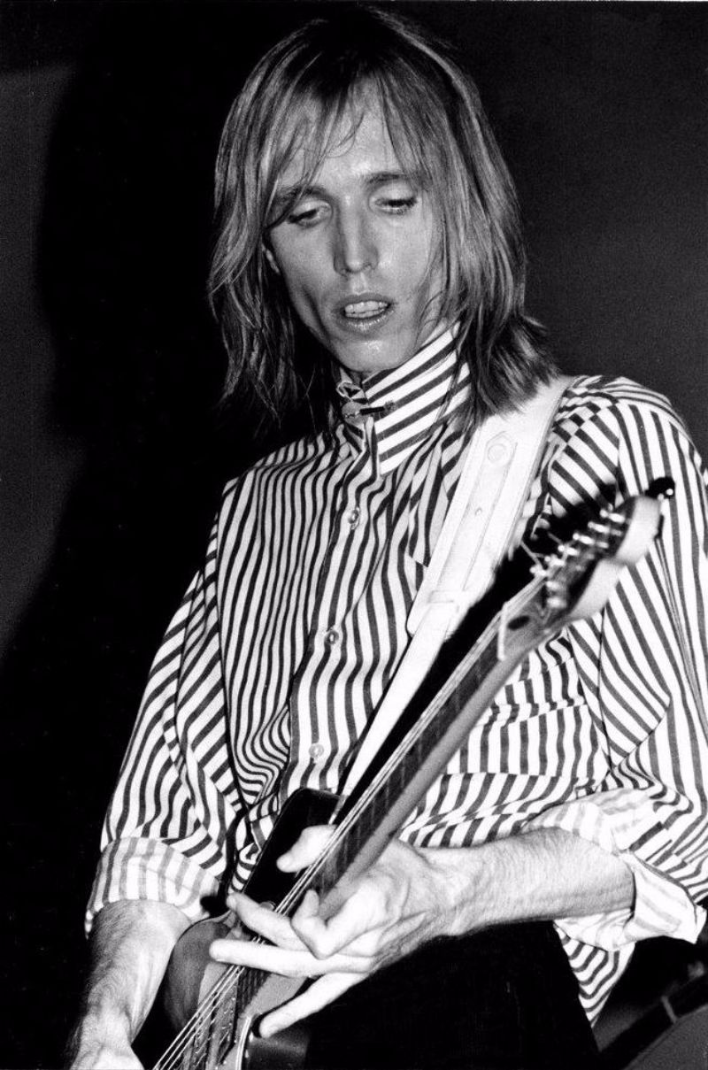 Rest In Peace Tom Petty! Here Are 20 Fascinating Photos of the Frontman ...