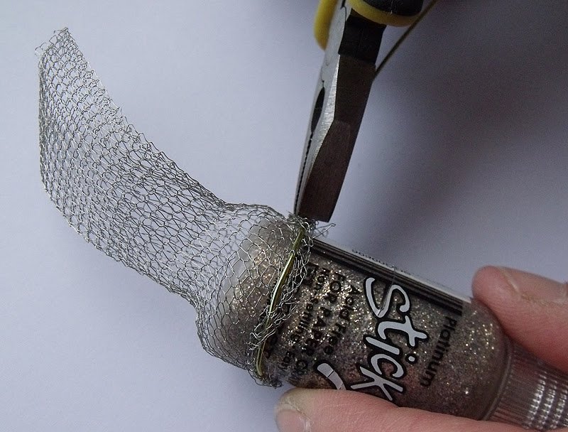 Downrightcrafty: Little Fishing Net Tutorial