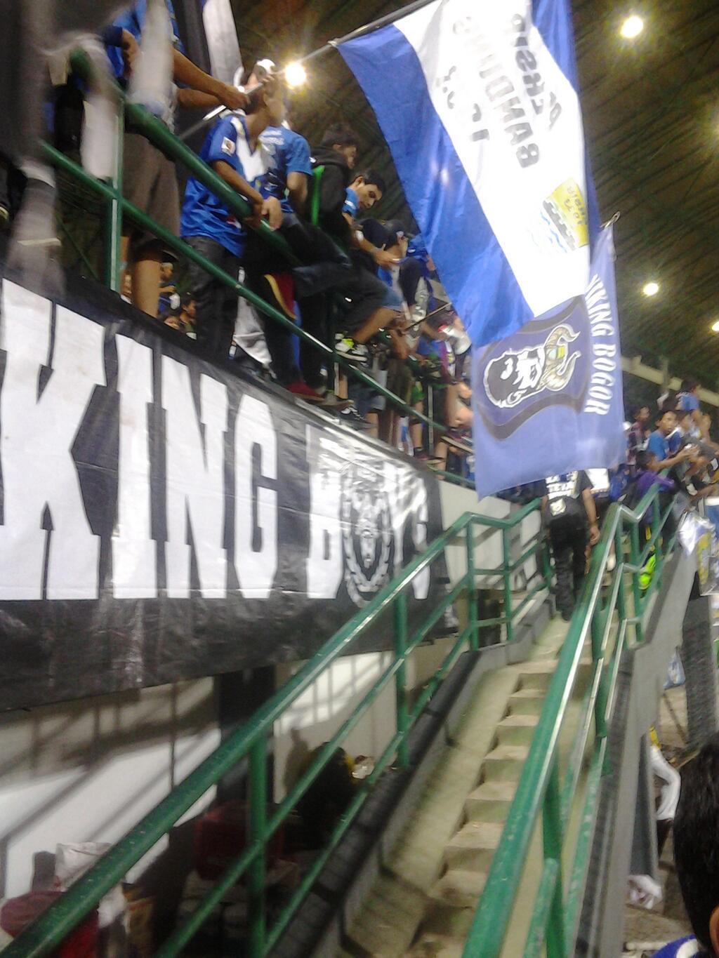 Barito Putra vs Persib Bandung 26/07/2013 | Ultras In Indonesia