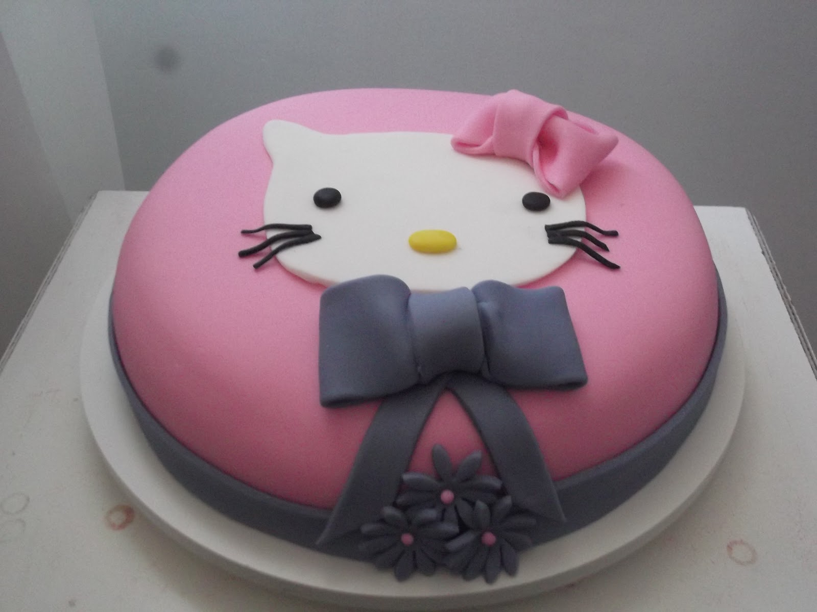 Coisas da Angel: Bolo da hello kit