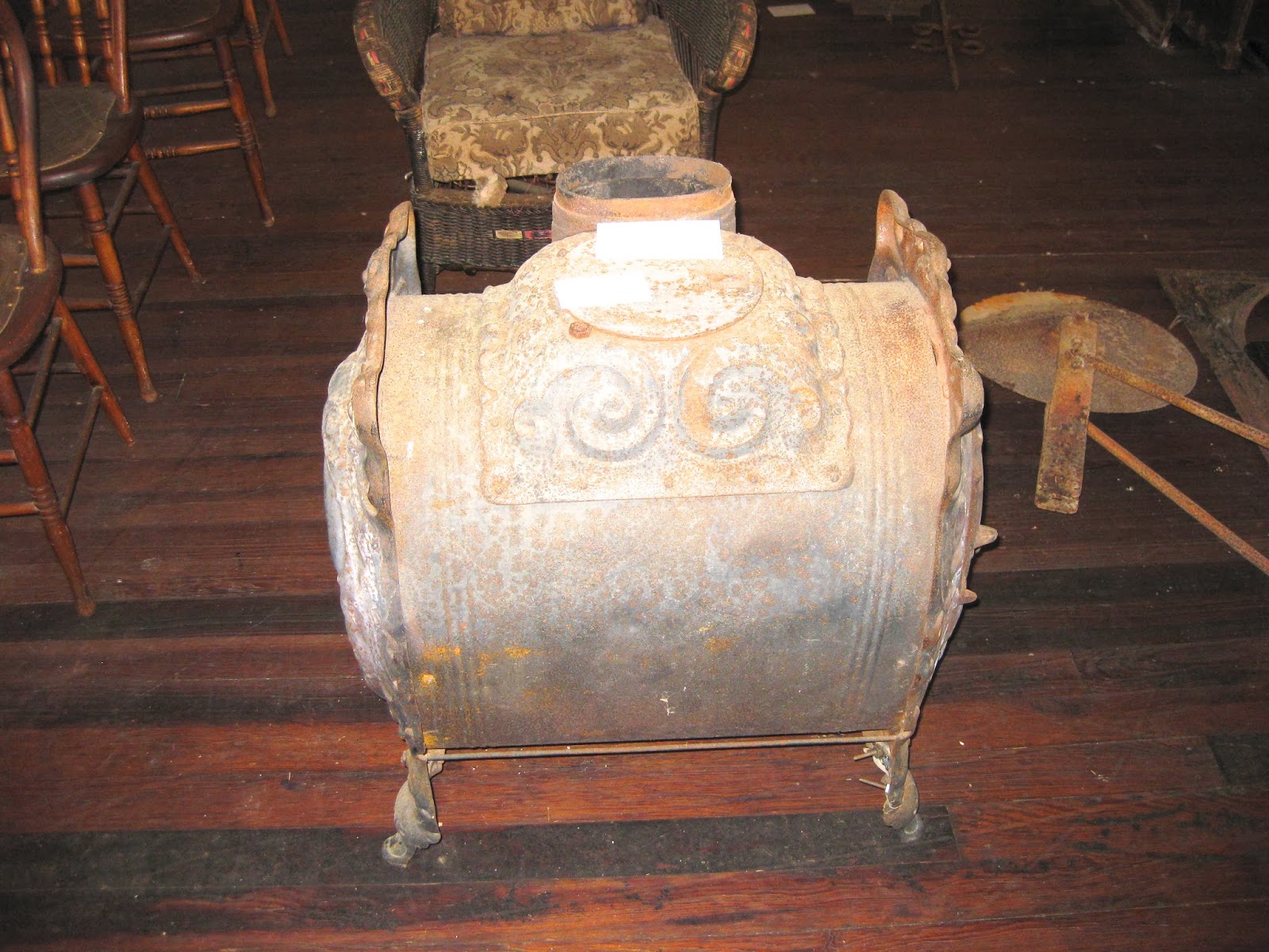 Vicksburg's Adolph Rose Antique Shop: ANTIQUE CAST IRON WOOD/COAL ...