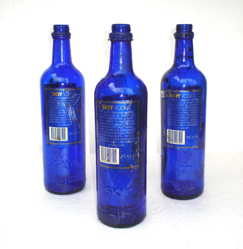 DJADOEL ANTIK: Botol Biru Skyy Vodka