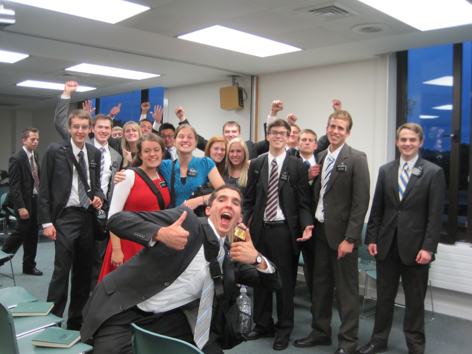 Ashlee Nicoll's LDS mission to Scotland/Ireland: Final Day At the MTC ...