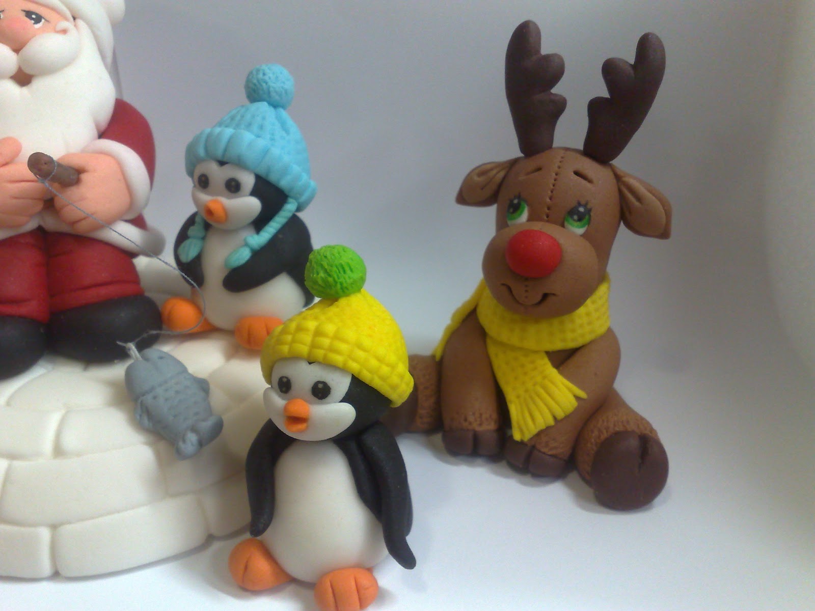 Studio "FONDANT DESIGN ANA" - Figurice za torte (fondant figures): Deda ...