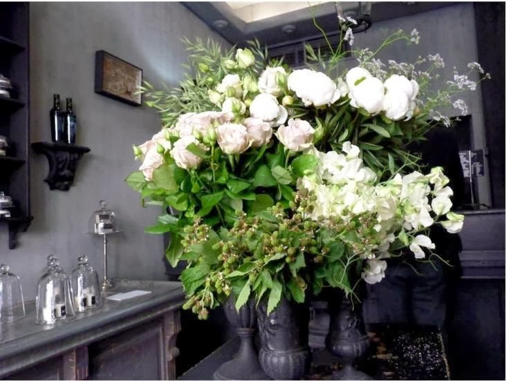 Have Some Decorum: Valentine's Day Flower Snob
