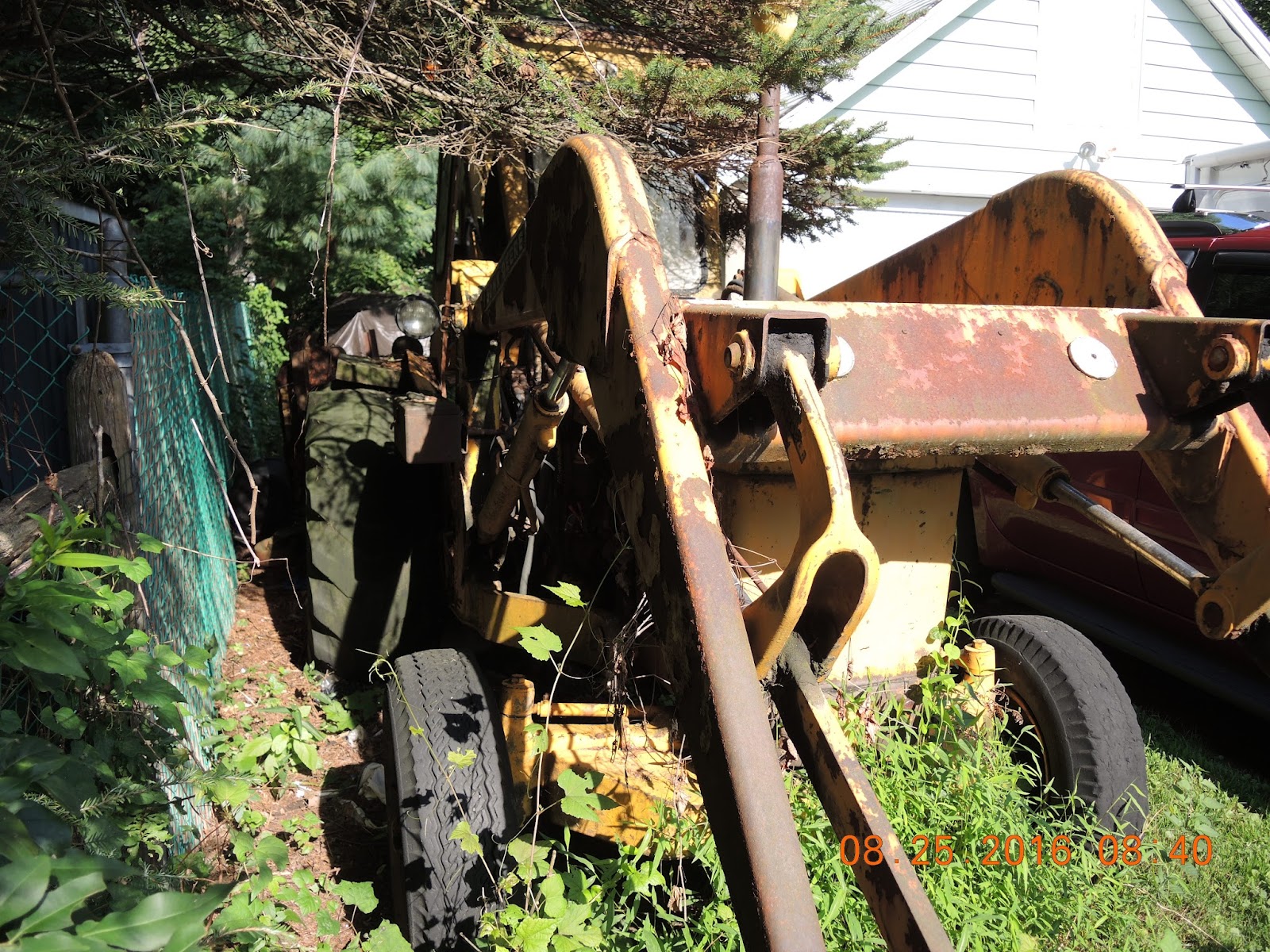 MEC&F Expert Engineers : JOHN DEERE JD-400 BACKHOE LOADER FOR SALE ...