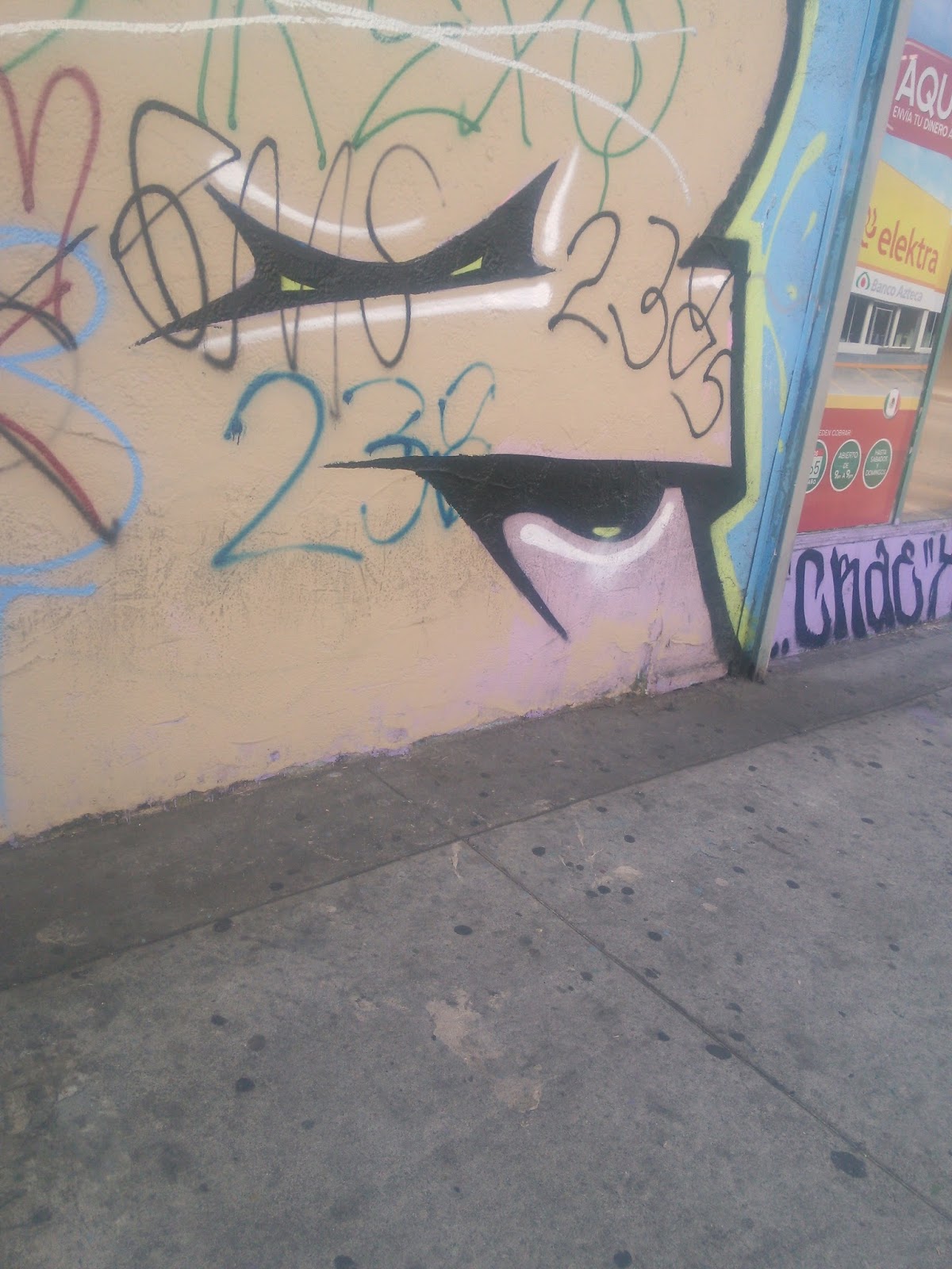 crip gangs graffiti: January 2016