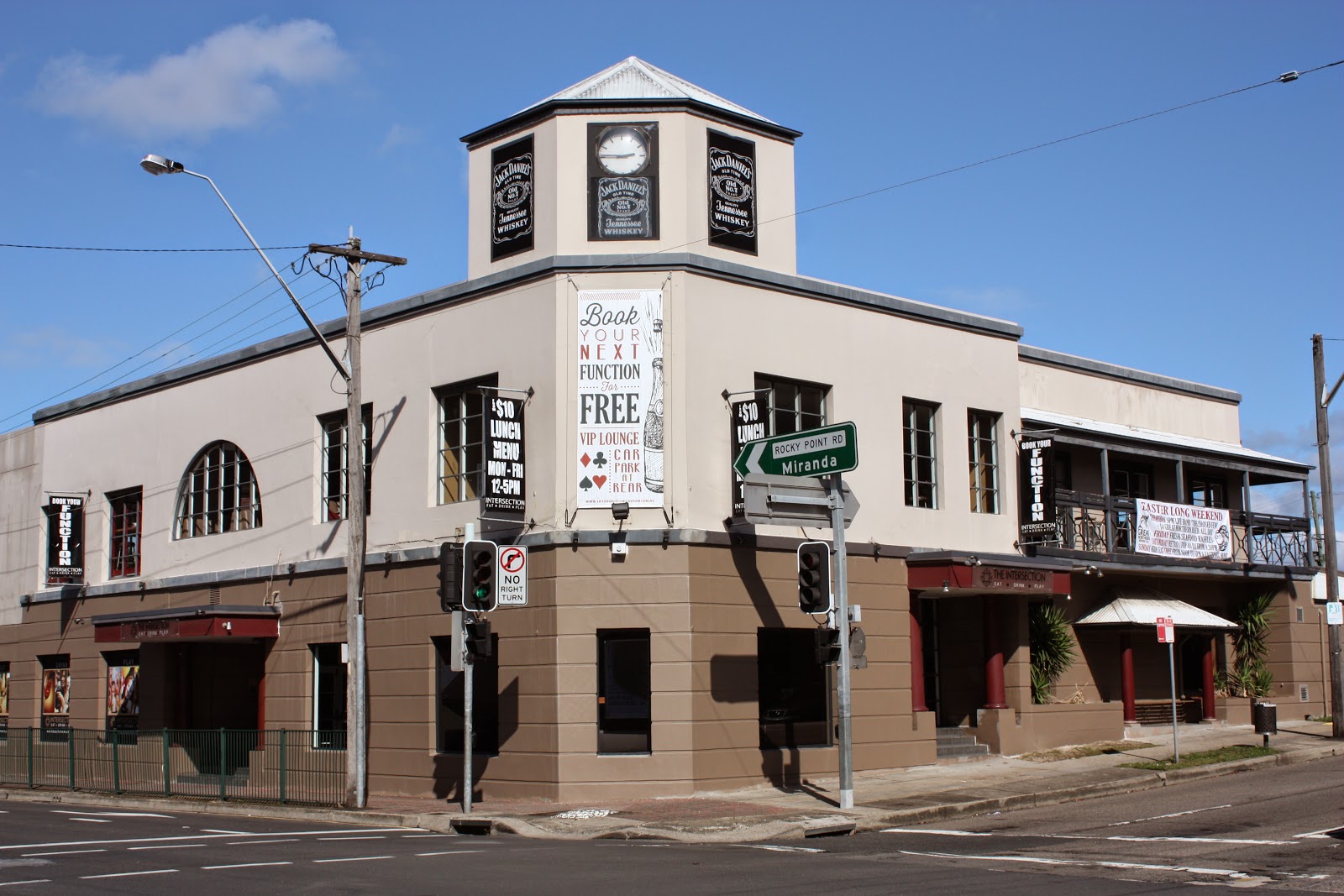 Sydney - City and Suburbs: Ramsgate, The Intersection Tavern