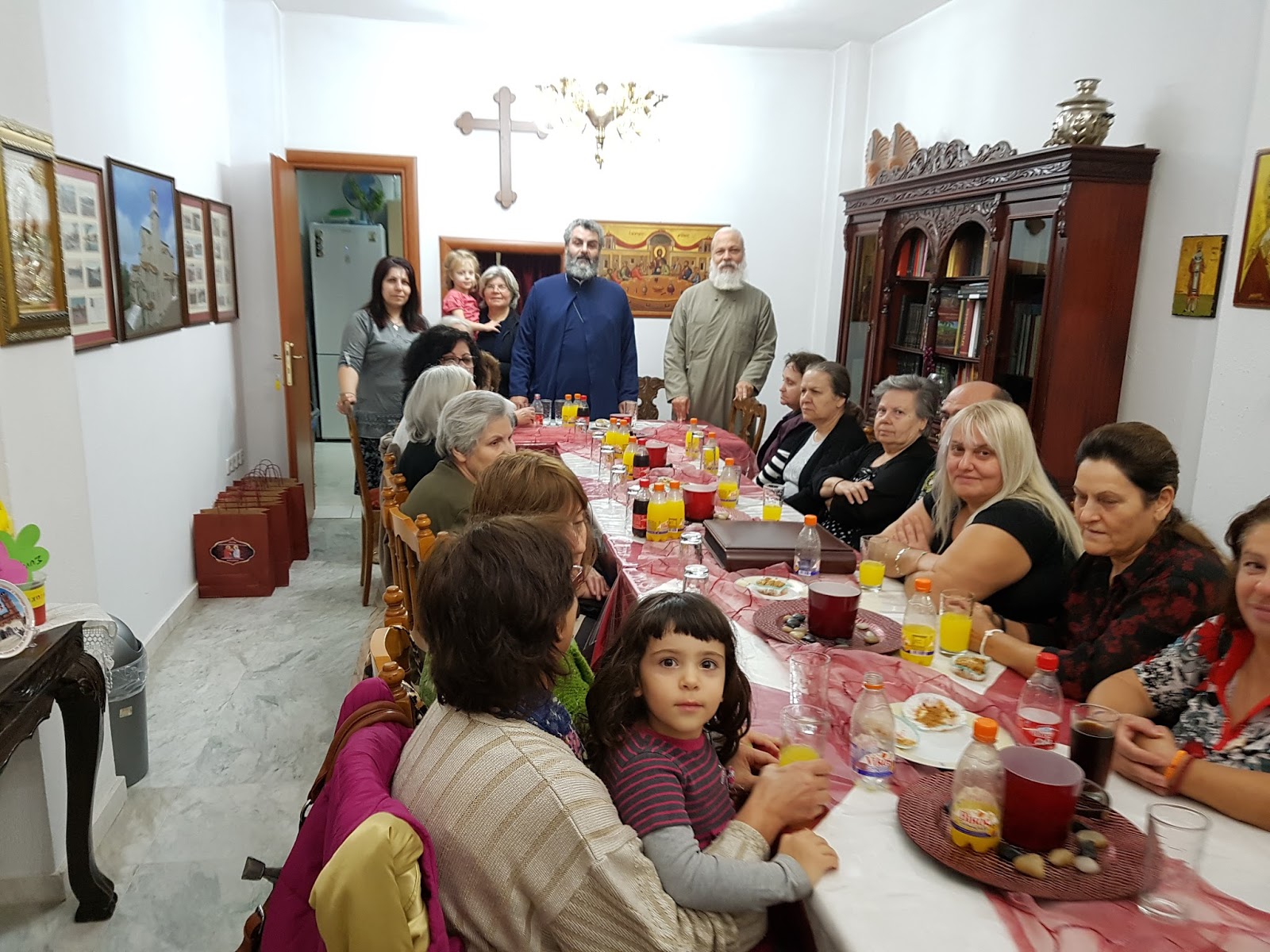 ΜΕ ΕΝΑ ΜΕΓΑΛΟ ΕΥΧΑΡΙΣΤΩ... - Ιερός Ναός Αγίων Θεοπατόρων Ιωακείμ και ...