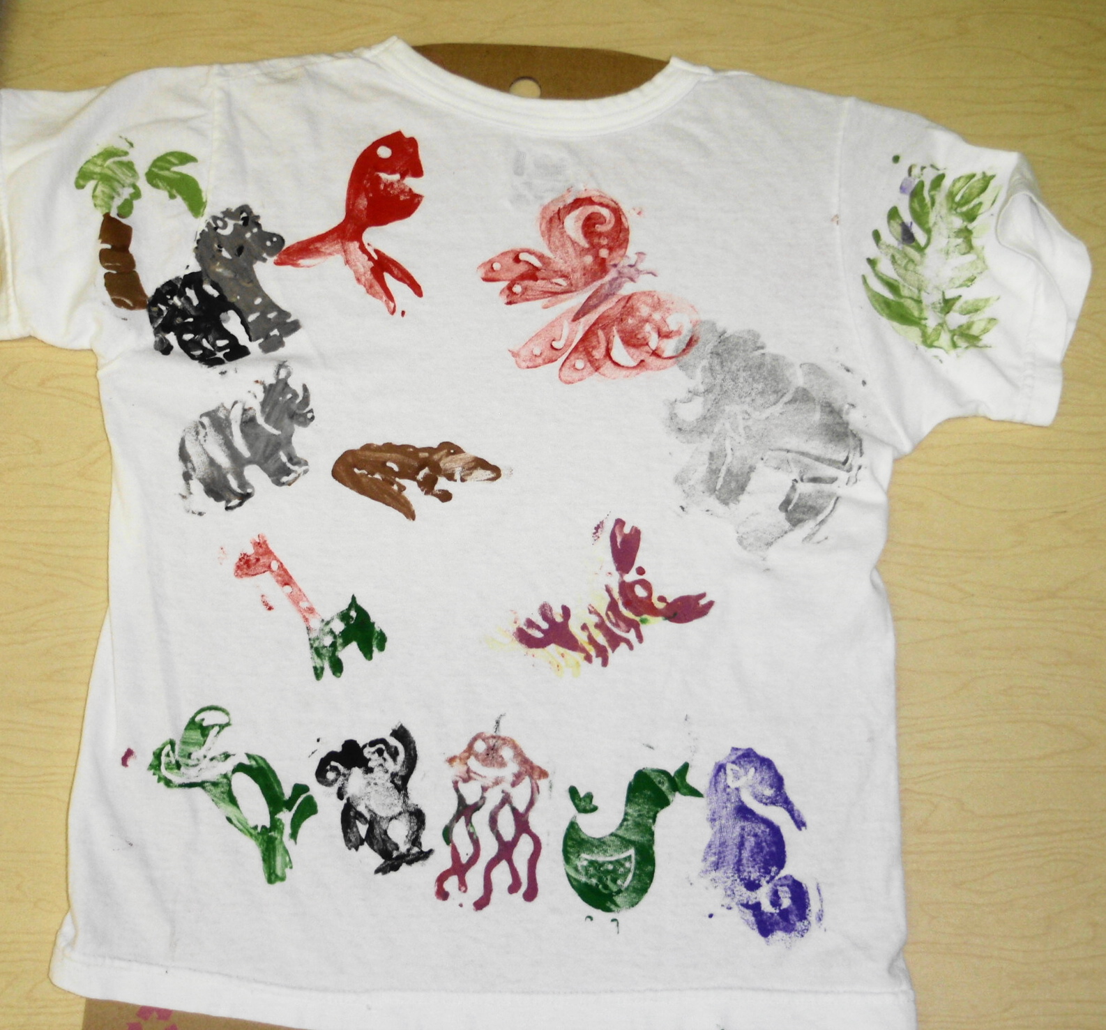 Chin Colle: Printmaking Zoo Shirts