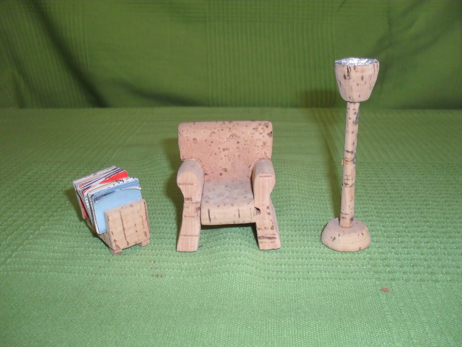 figuras de corcho artesanales