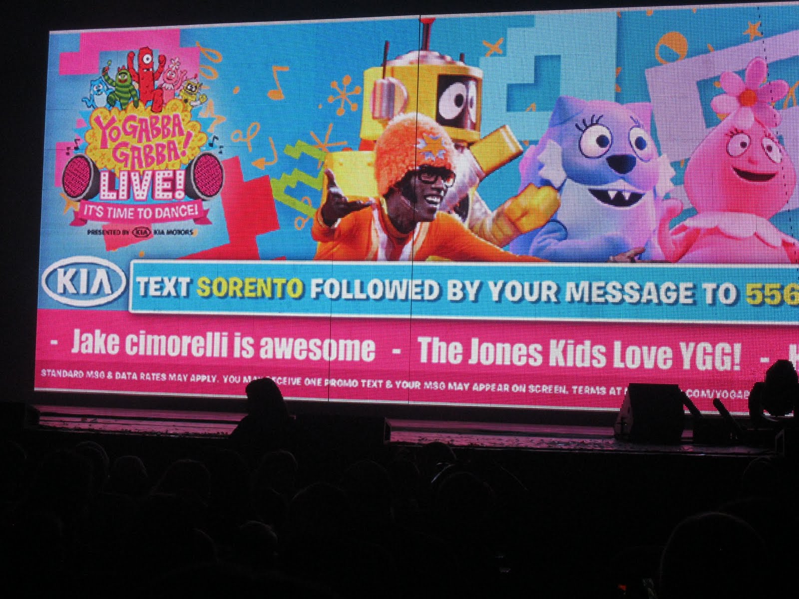 And Molly Makes Three....: Yo Gabba Gabba Live!