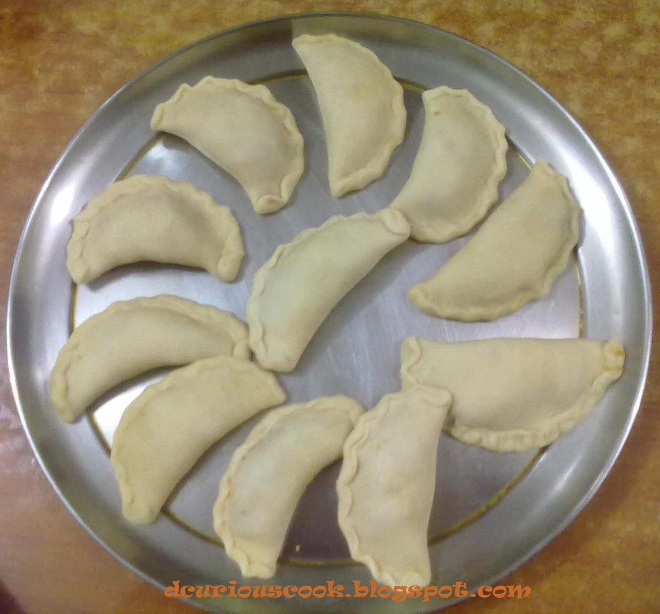 The Curious Cook: Poush-Sankranti Sweets - Patishapta and Dudh-Puli