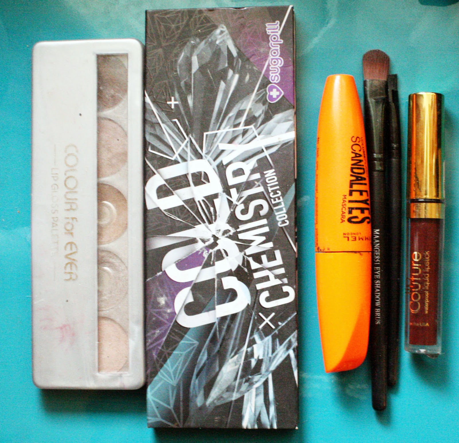 punk-puke: Dark Brows Dark Eyes Dark Lips Makeup Tutorial