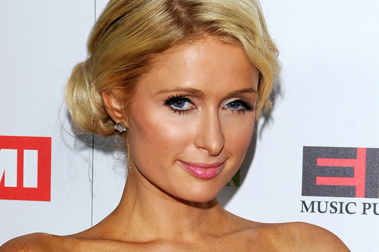 blue lagoon: Paris Hilton Profile, Biography And Pictures-Wallpapers