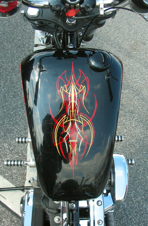 Tom's Pinstripes: Chopper tank!