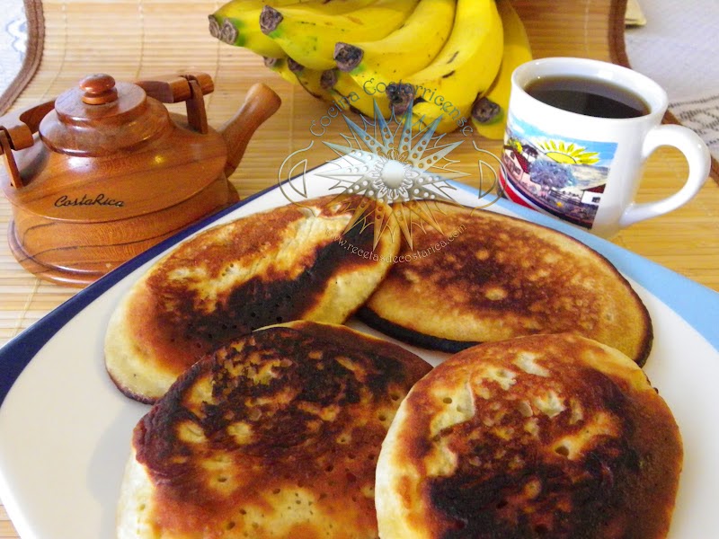 Cocina Costarricense: arepas con banano