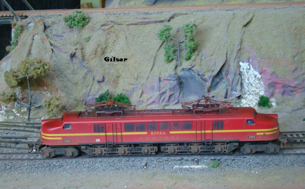 Gílser ferreo trens: V8 RFFSA CENTRAL