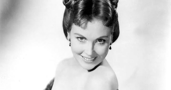 TALES FROM THE KRYPTONIAN: Happy birthday to gothic fox Hazel Court