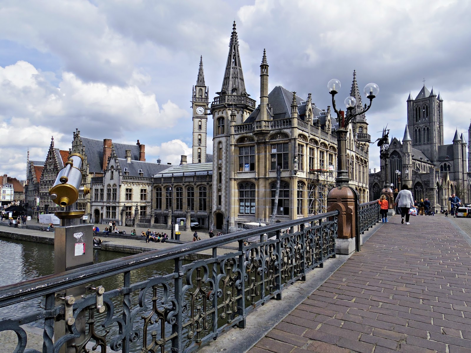 Gent, Fiandre, Belgio - IL MONDO CAPOVOLTO