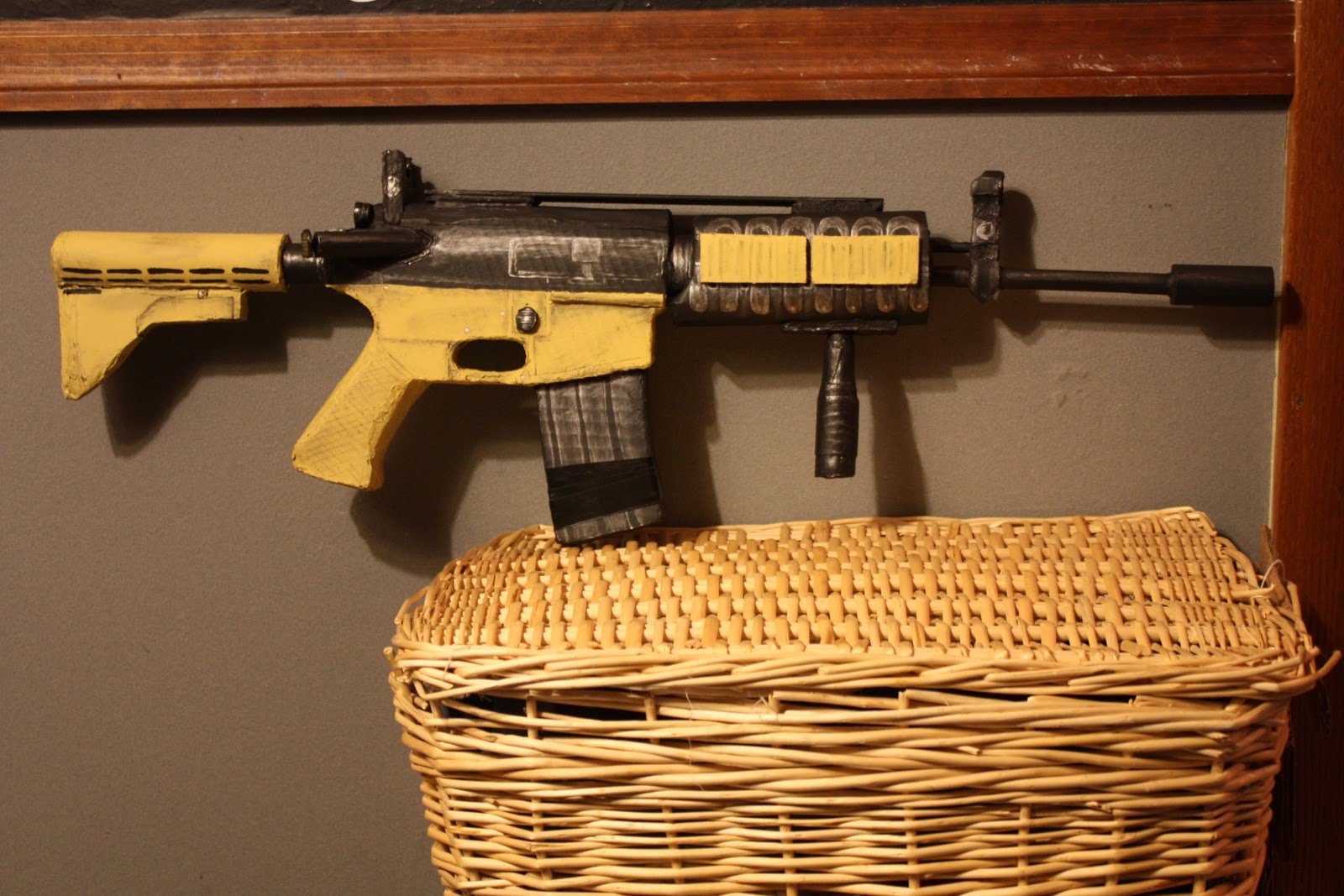 Cardboard Armory: M4A1 Carbine