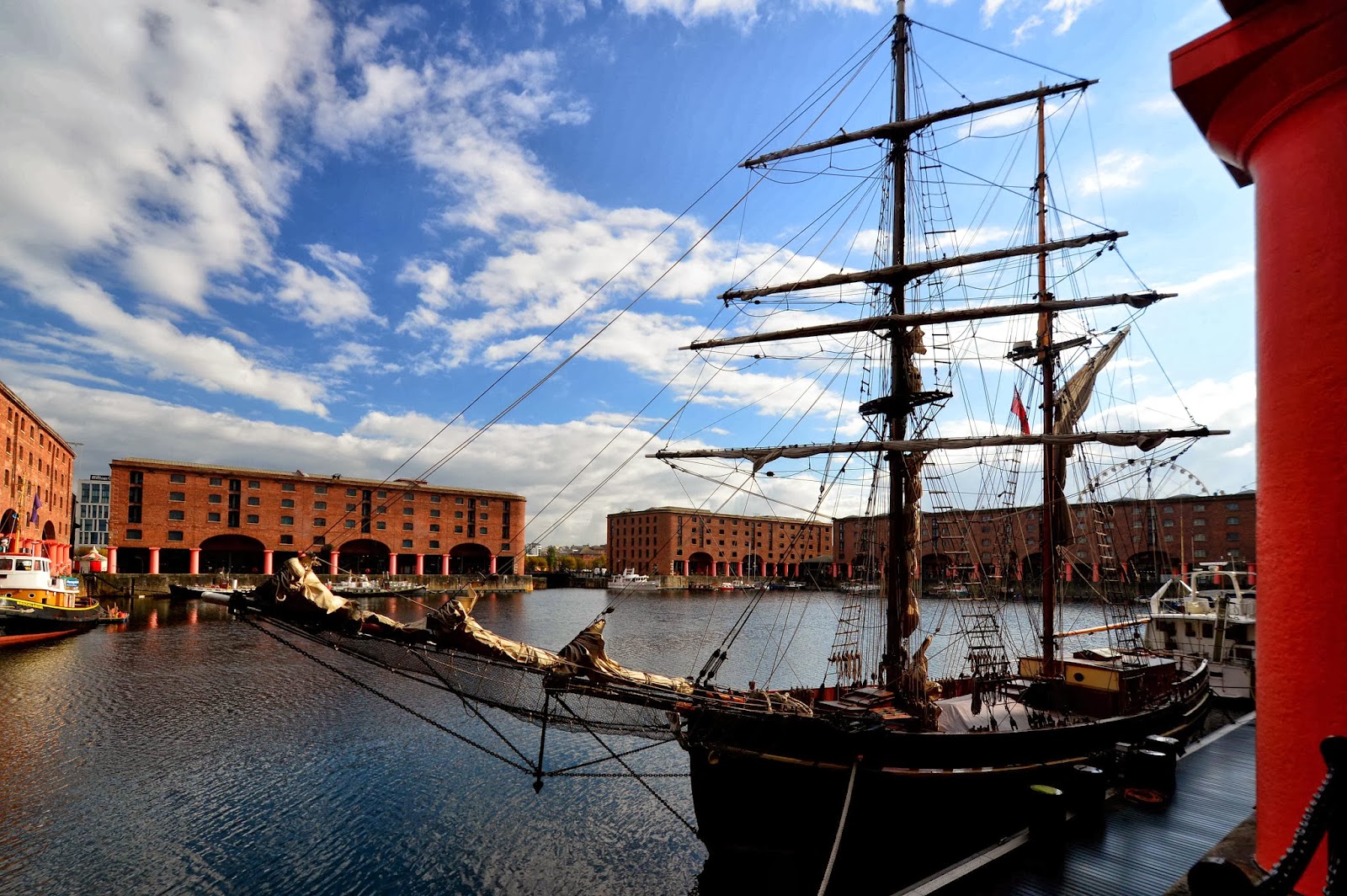 W-wa Jeziorki: Liverpool's waterfront