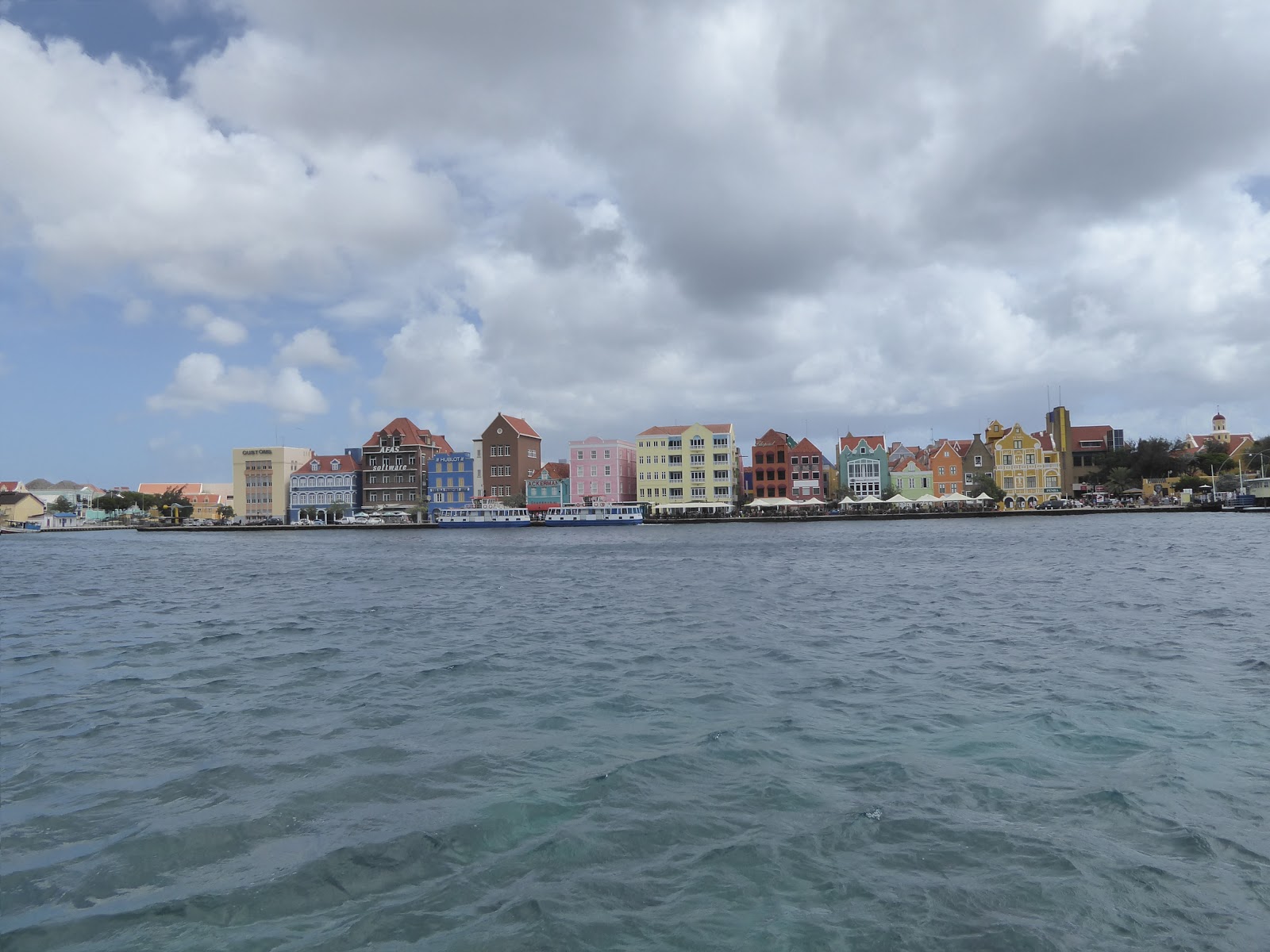 Photo-ops: Philatelic Photograph: Handelskade - Willemstad, Curacao