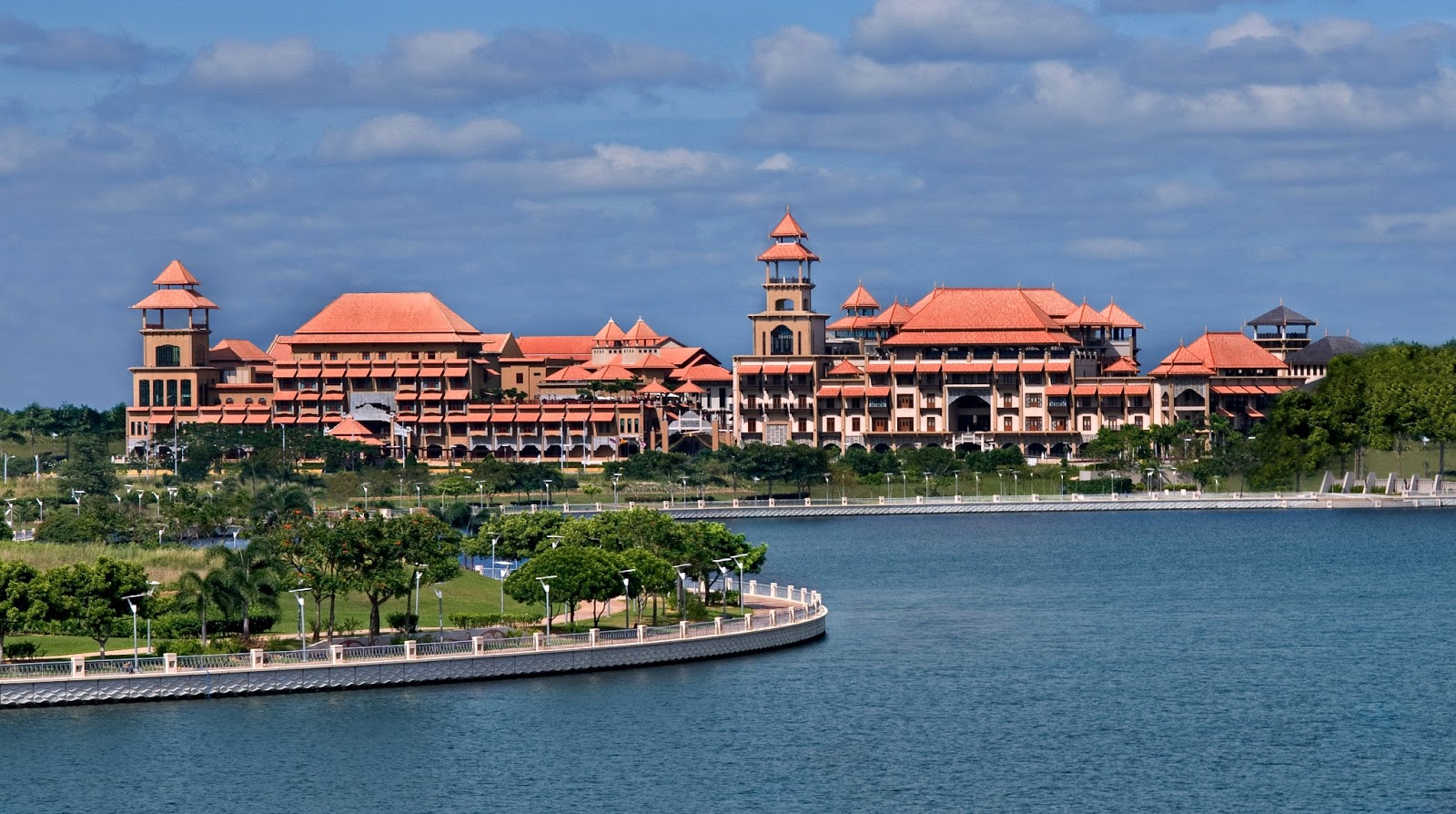 GoodyFoodies: Hotel Review: Pullman Putrajaya Lakeside, Malaysia