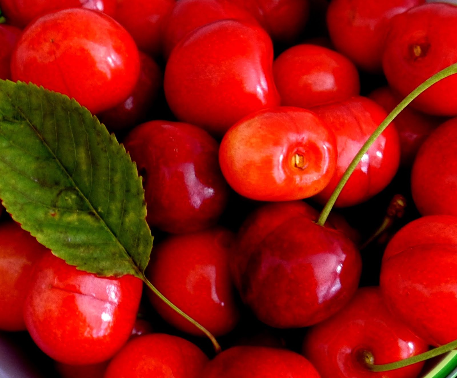 Cerejas Revitalizam e Depuram o Fígado | Pleníssima Terapias Integrativas