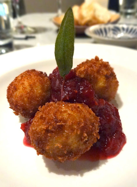 Scrumpdillyicious: Mercatto: a Taste of Tuscany on Toronto Street