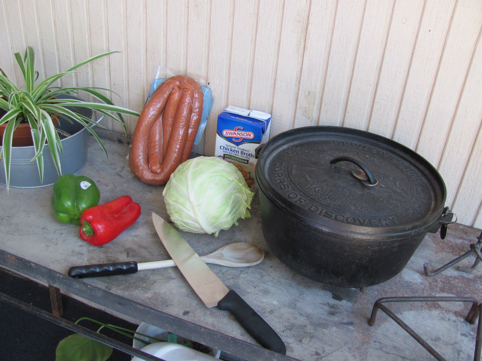 Rogue Dutch Oven Cookers Dutch Oven Kielbasa And Cabbage