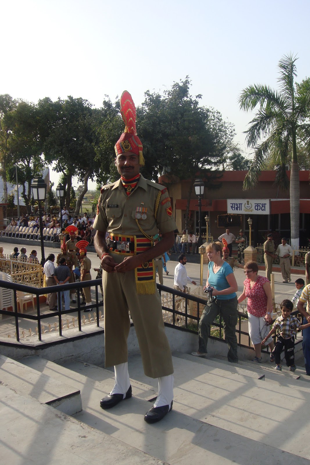 Pilgrimage to India: Day 11 - Tuesday 5th April 2011 - Wagah Border ...