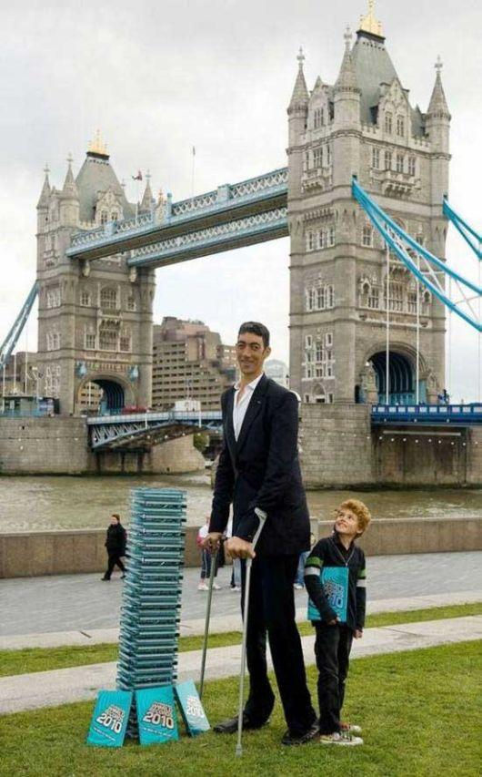 World's Longest Man Wallpapers (29 Pics)