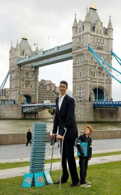 World's Longest Man Wallpapers (29 Pics)