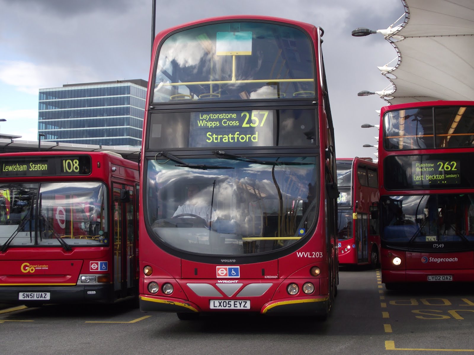 Tom London & Surrey Bus Blog: Route 257 Observations