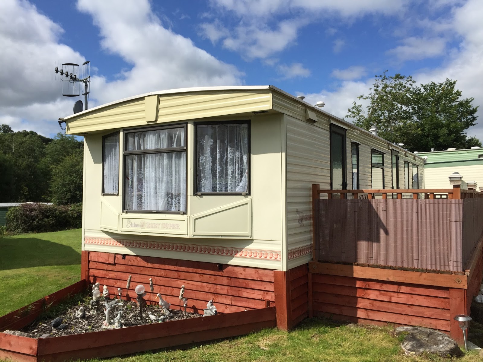 replacement static caravan double glazing windows and doors in North Wales